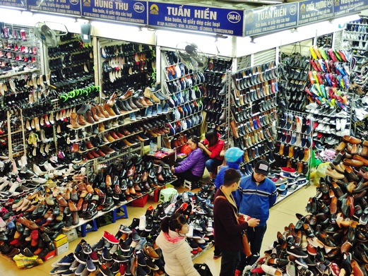 Dong Xuan Market - Hanoi's Largest Indoor Market | Spring Tomorrow Dong Xuan Market - Hanoi's Largest Indoor Market | Spring Tomorrow