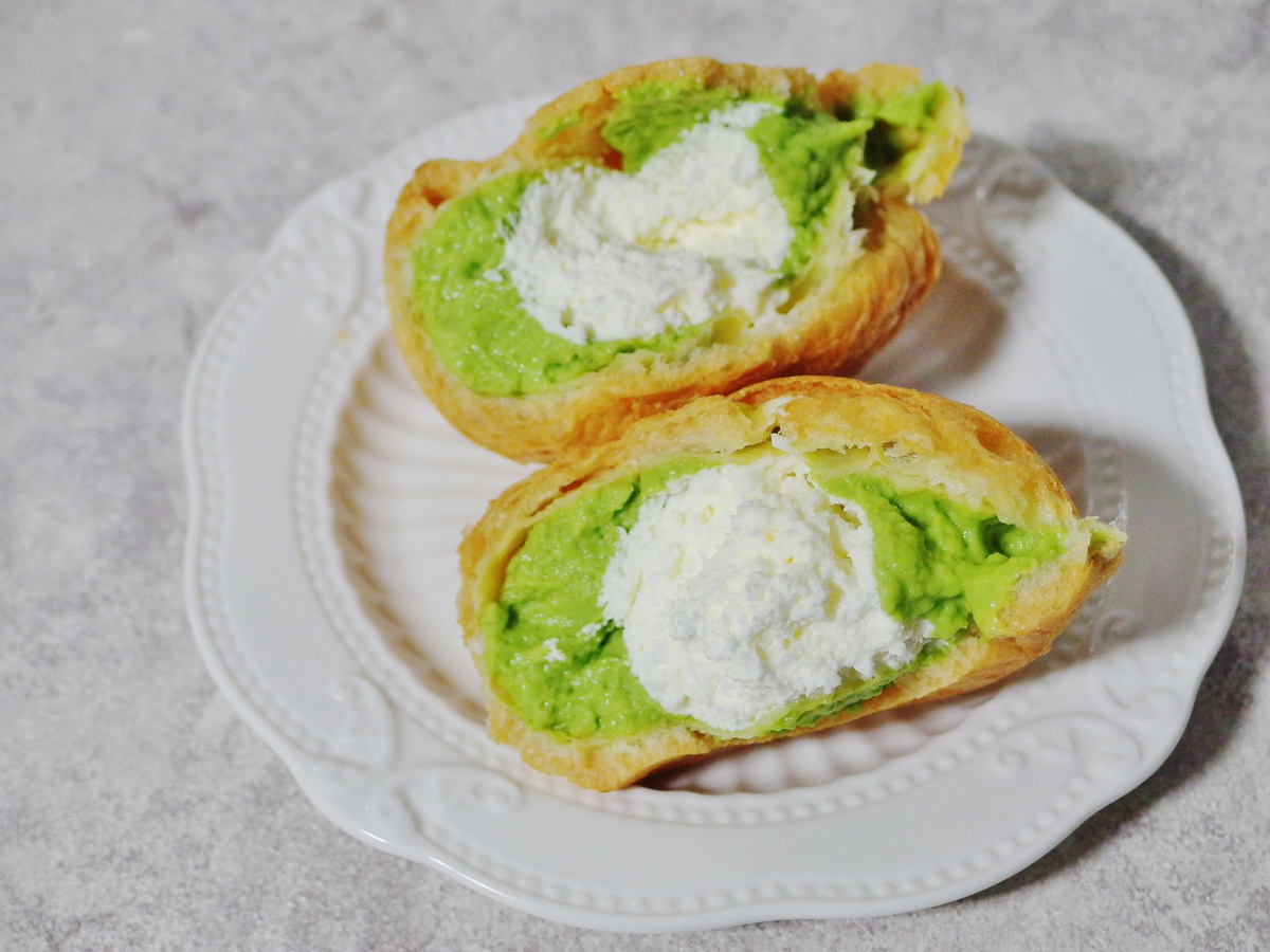 Chateraise Singapore - Double Fantasy Cream Puff | Spring Tomorrow