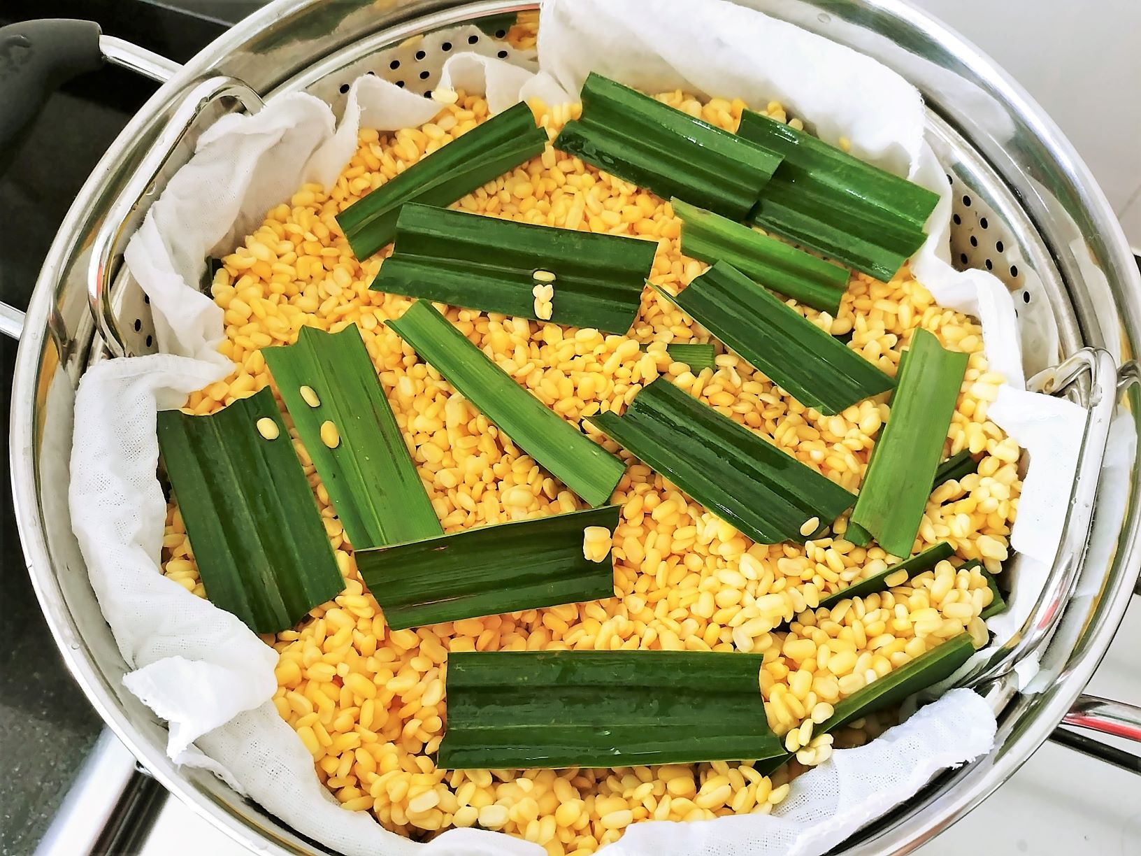 Tau Suan Recipe (Split Green Bean Soup) | Spring Tomorrow