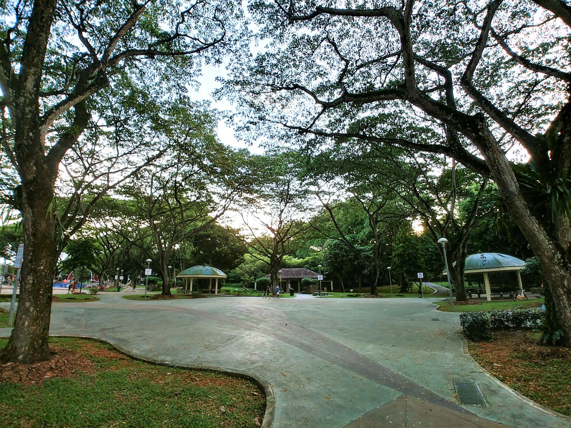 Yishun Park Hawker Centre | Good Food in Yishun | Spring Tomorrow
